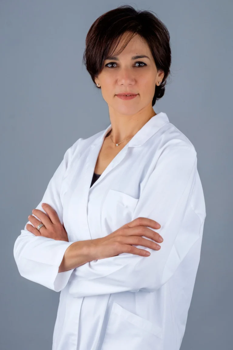 Dr Afaf REFASS , Médico chirurgical Spécialisé en ORL